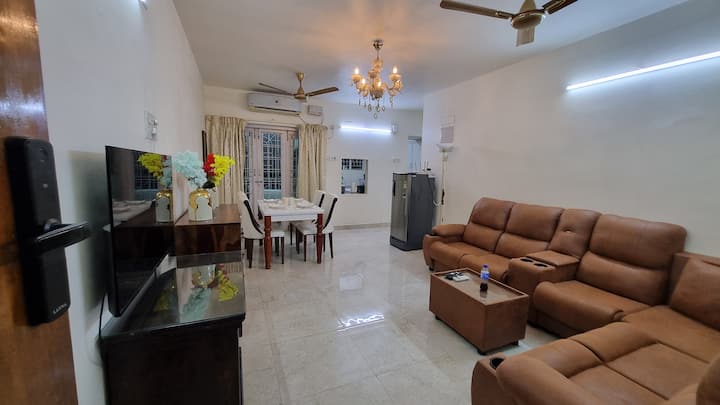 Superb Flat In T.nagar, Heart Of Chennai Shopping - Chennai