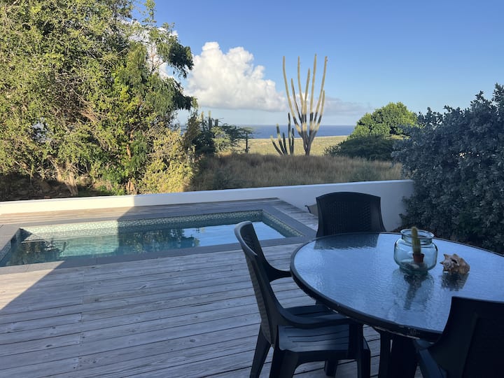 Tropilodge | Sea-view Nature Retreat Jacuzzi Pool - Curaçao