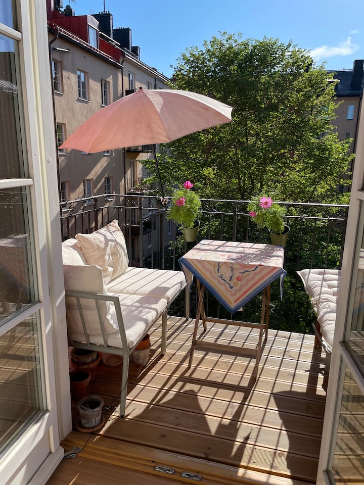 Nyrenoverad 3a Mitt På Södermalm - Stoccolma