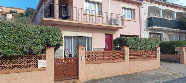 Appartement T2  Rez-de-chaussée - Céret