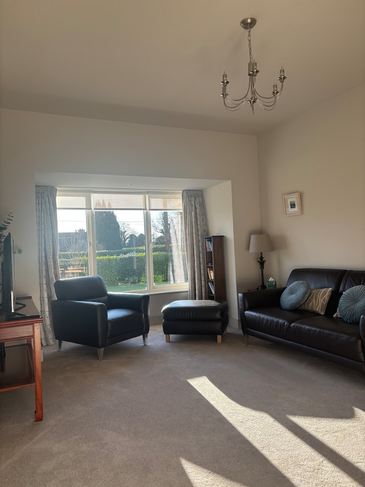 Spacious Self-contained Luxurious Apartment - Maynooth