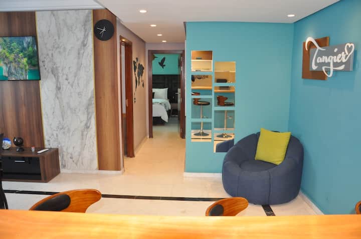 Escapade Bleue Au Centre-ville Vue Sur Mer + Pool - Tangier