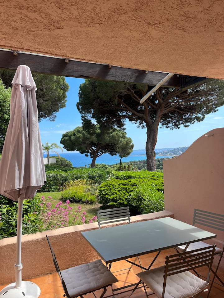 Résidence Arborée Avec Piscine - Sainte-Maxime