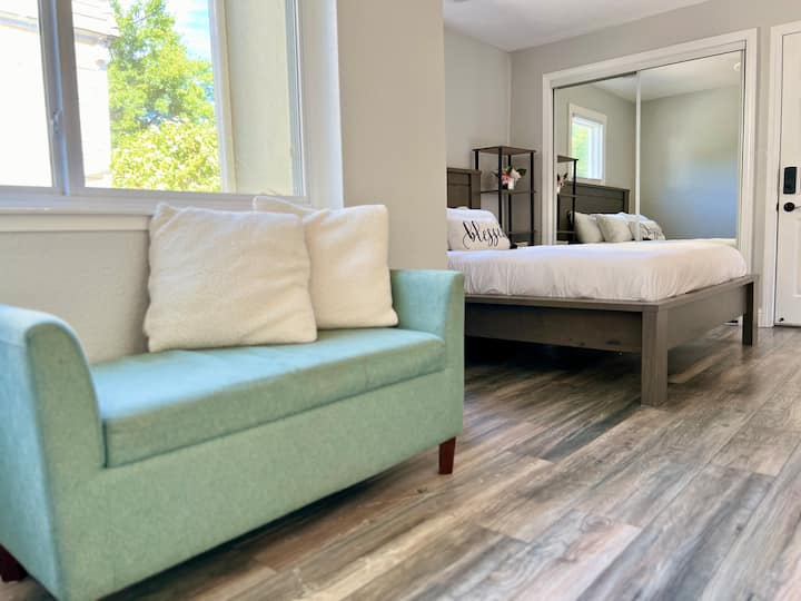 The Cottage At Midtown - 2bd/2ba - Sacramento, CA