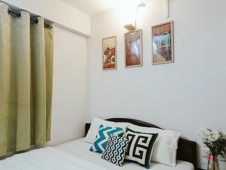 Comfortable Studio Near Hill Road Bandra West! - Mumbai