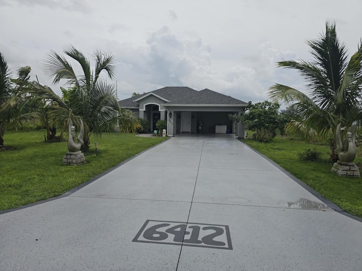 Secluded Villa On The Prairie - Sebring, FL