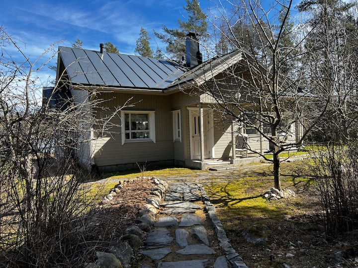 Luonnonrauhaa Järvellä - Mökki & Rantasauna - Päijät-Häme