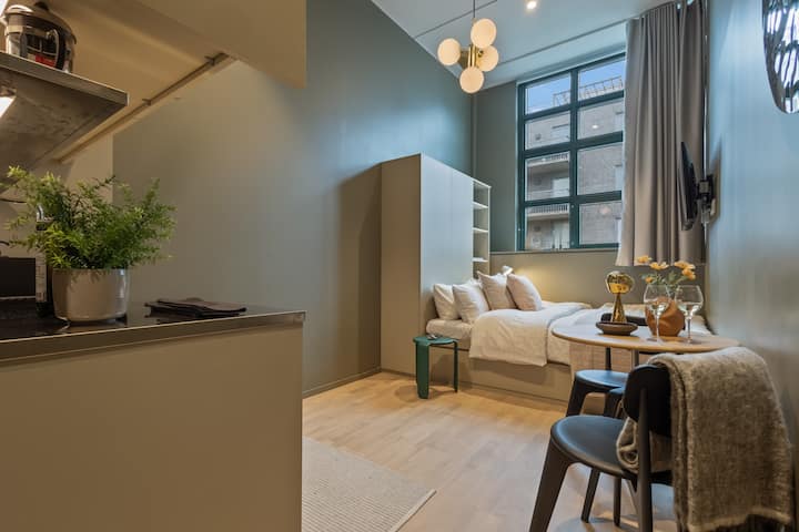 Modern Studio Apartment 27 Sqm Including Breakfast - Stockholm