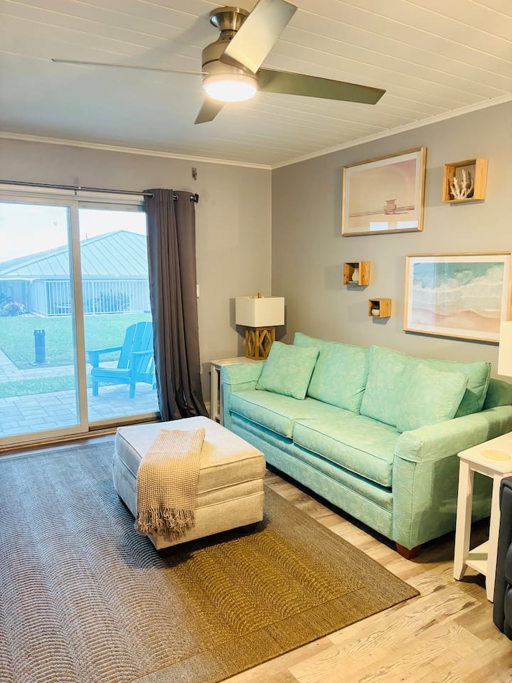 First Floor>near Pool>carfree Beach>kids Bunk Room - Edgewater, FL