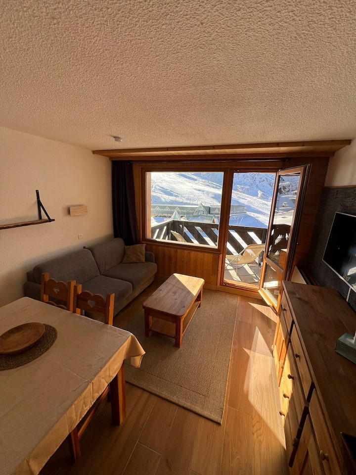 Ski-in/out Apartment In Val Thorens - Val Thorens