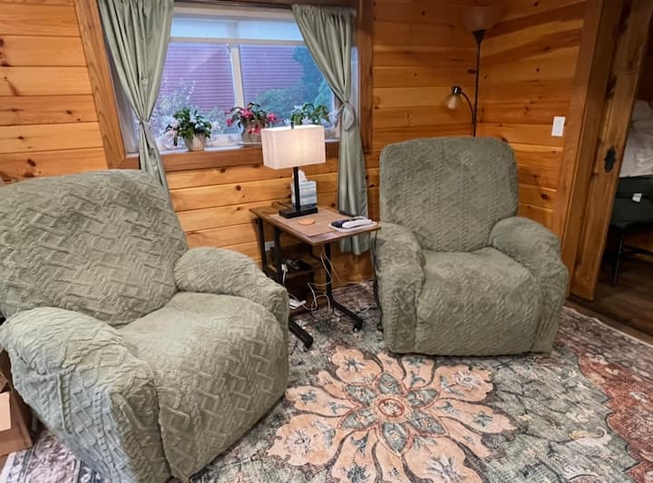 Cozy And Comfortable In Columbia- Parkland View - Columbia, MD