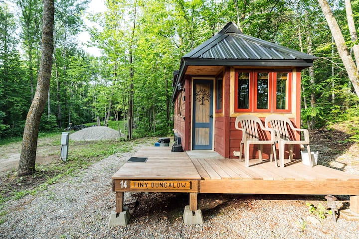 Tiny Bungalow Nestled In The Towering Pines - Nevis, MN