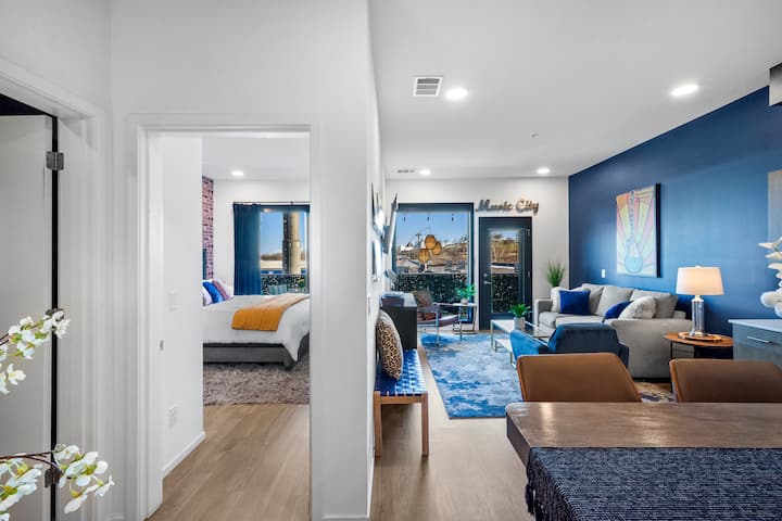 Prime Gulch Escape: Resort-style Living - Nashville, TN