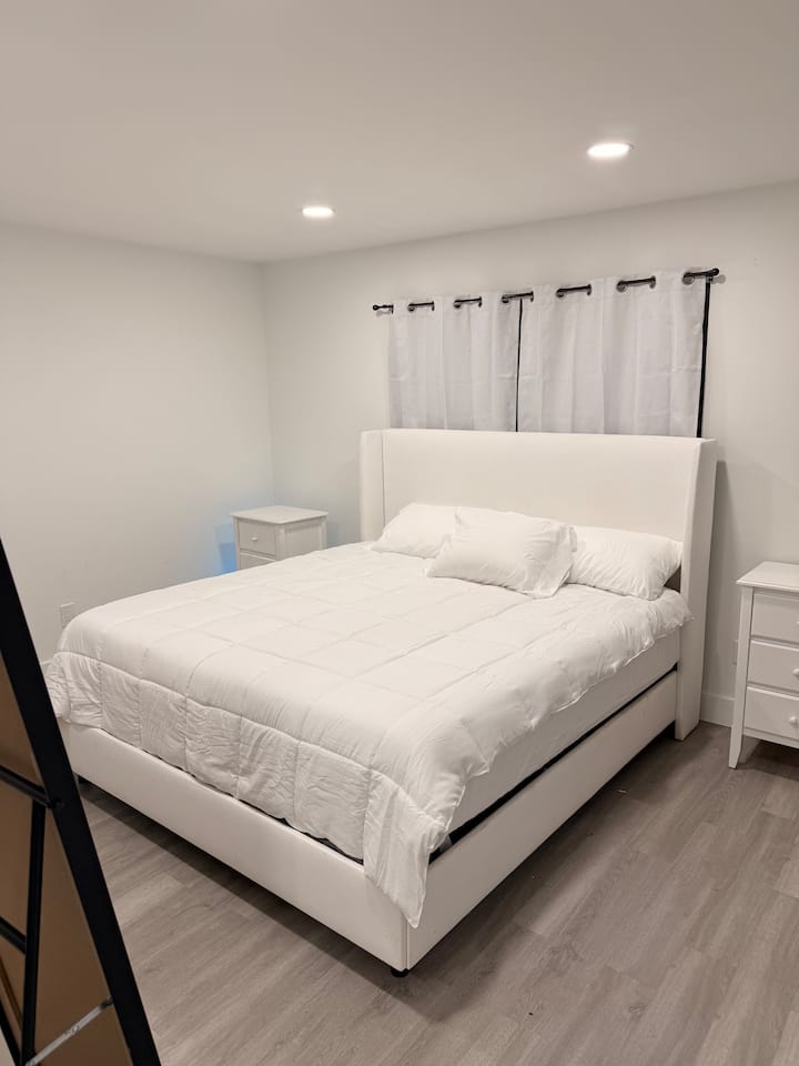 Deland Home - Vero Beach, FL