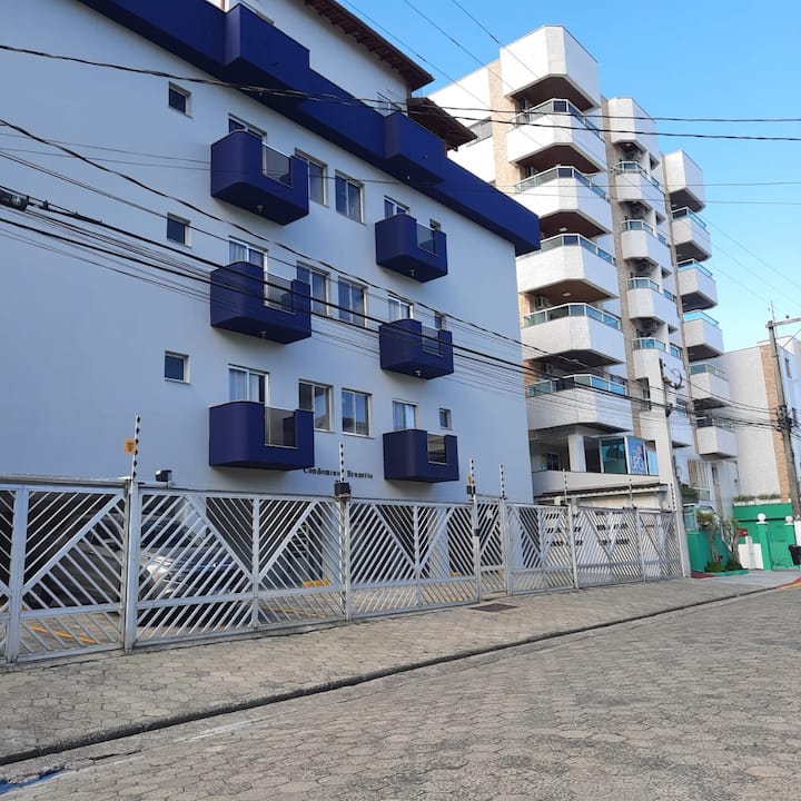 Ap 70 M Da Praia Grande Ubatuba. - Ubatuba