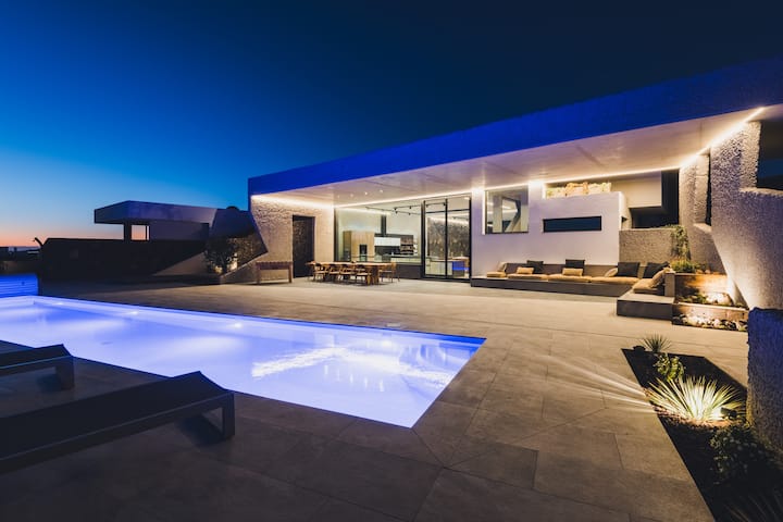 Minimalist House To The Volcano - Fuerteventura