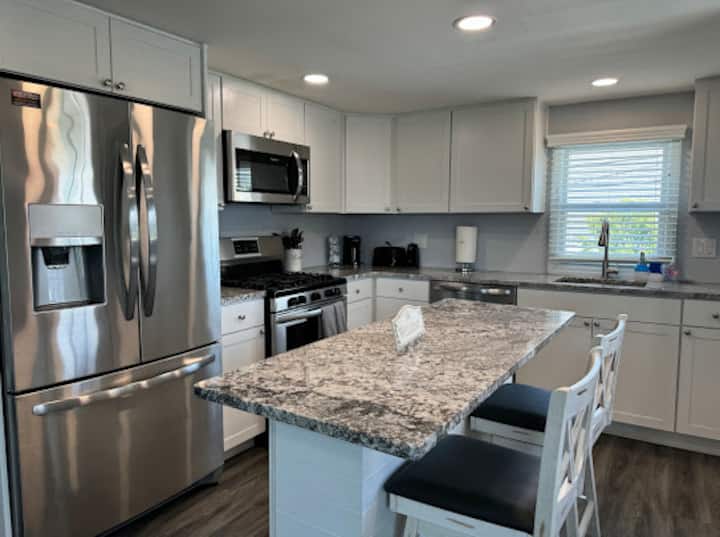 The Beacon Oc 2 - Cozy 4 Bedroom, Close To All! - Ocean City, NJ