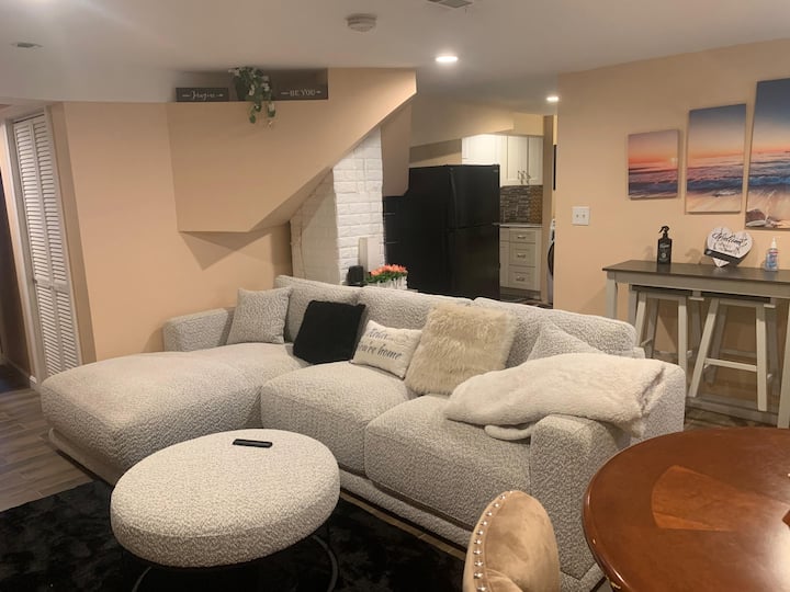 Comfortable Quiet 2 Bedroom 1bath - Quincy, MA