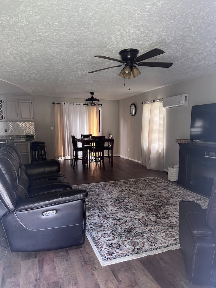 Cozy Danville Retreat- Updated Game Room! - Danville, VA