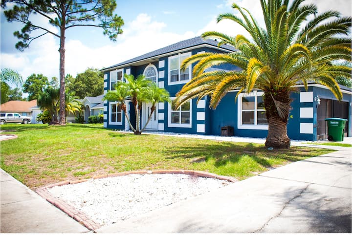 Oasis’s Away From Home - Deltona, FL