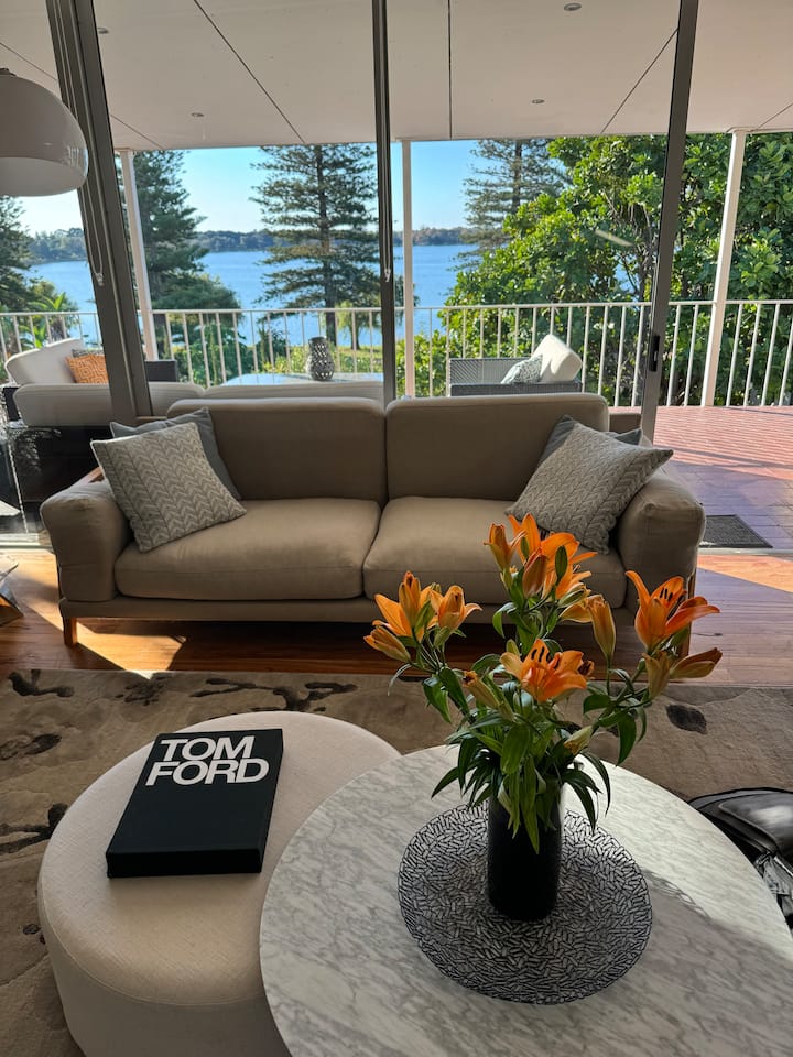 Lake House Living - Nedlands
