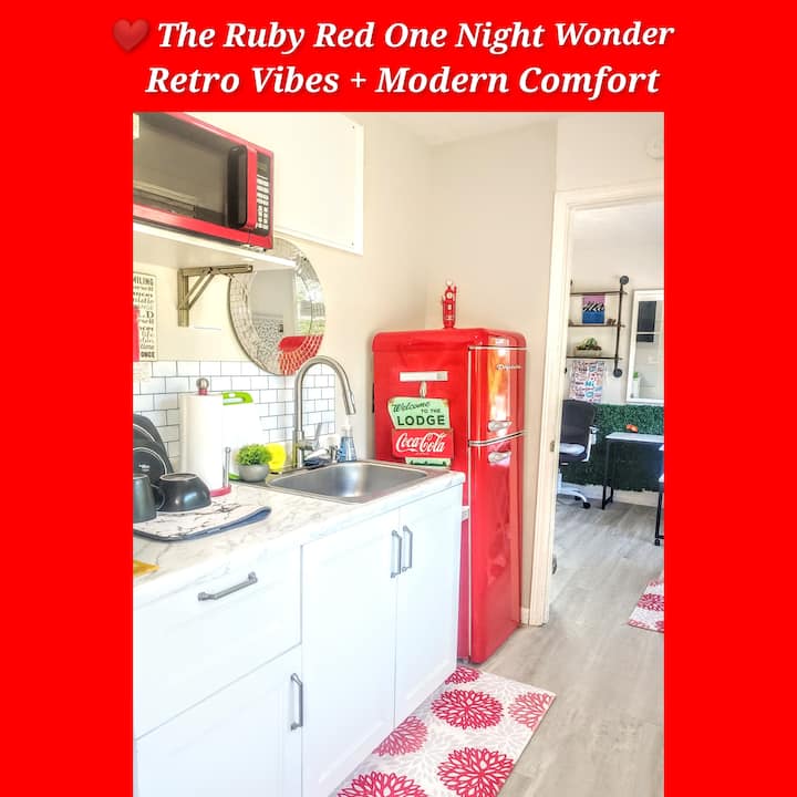 Ruby Red One Night Wonder | Retro Vibes Cozy Stays - Marietta, GA