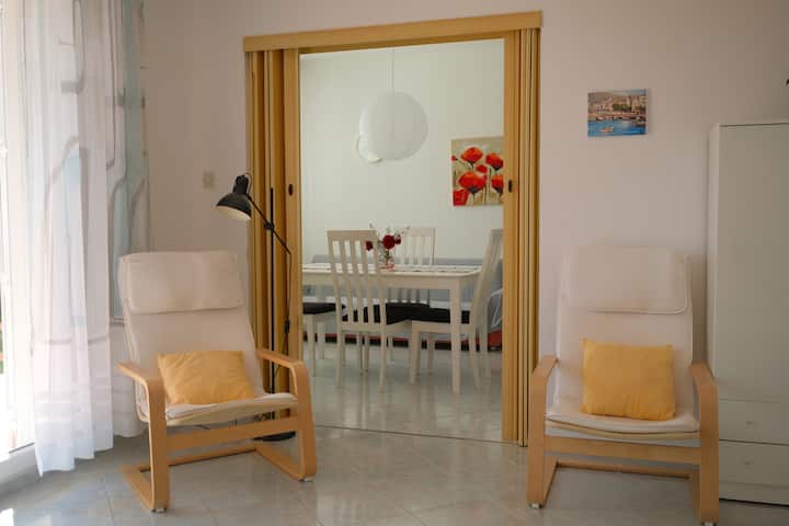Garden Apartment 150m From Main Beach+private Yard - Baška