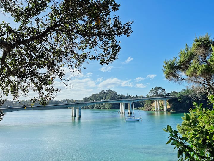 Stylish Serenity Retreat - New Zealand
