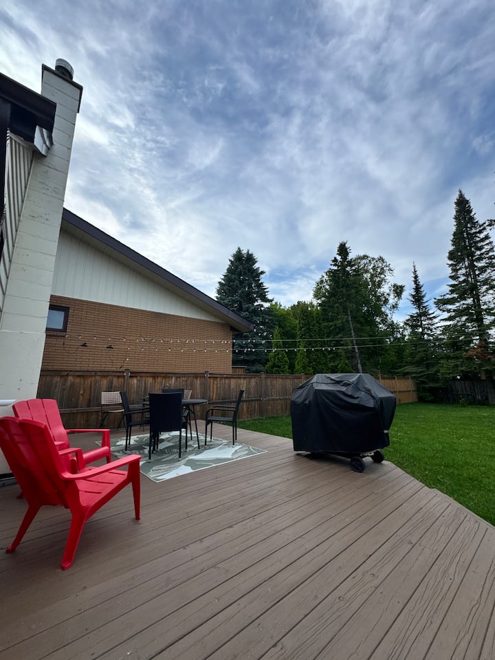 A Cozy Basement Floor Home In Pa All To Yourself! - Thunder Bay