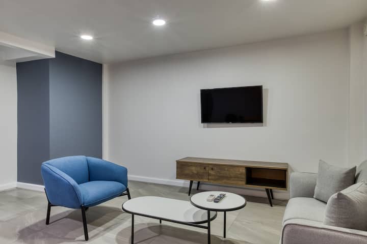 City Life Hub | Apt+in The Nightlife Scene - Tijuana