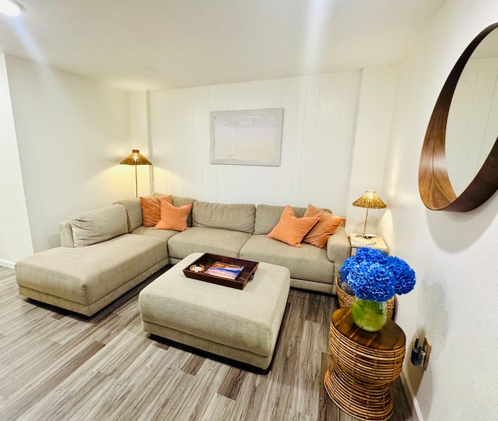Cozy Suite • Spacious 2br Apt • Quiet • Private - Portland, OR