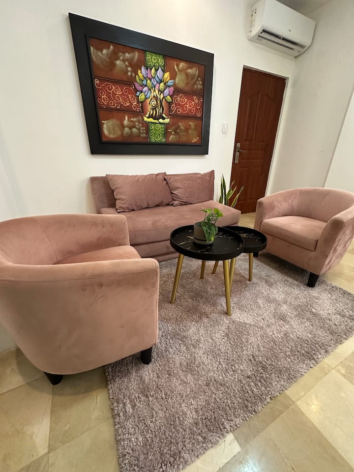 Cómodo Y Moderno Departamento Cerca Del Aeropuerto - Guayaquil