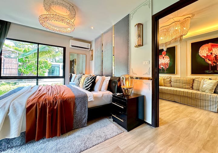 Luxe Beach Front Apartment One Br & Full Equipment - Phuket