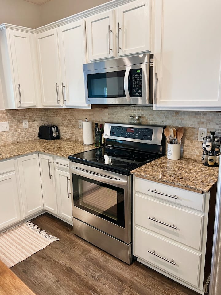 A Stay At Tays - Woodbury, MN