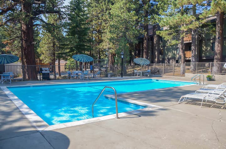 Near Eagle Express | Sauna, Gym & Bbq Balcony - Mammoth Mountain, CA