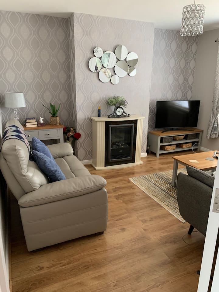 Cosy, Near Hospital, Great Location. - Letterkenny