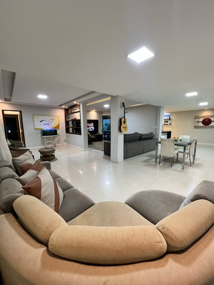 Casa Em Cabo Frio, 6min Da Praia, 15min Do Centro - Cabo Frio