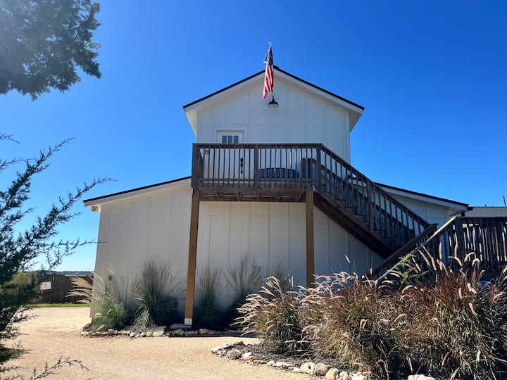 Hilltop Haven - Lakeway, TX