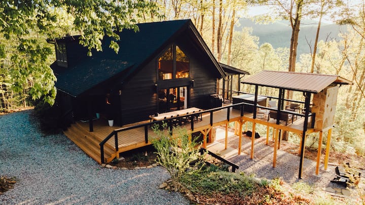 Blue Ridgemountain View Mastersuite Cabin! Hot Tub - United States