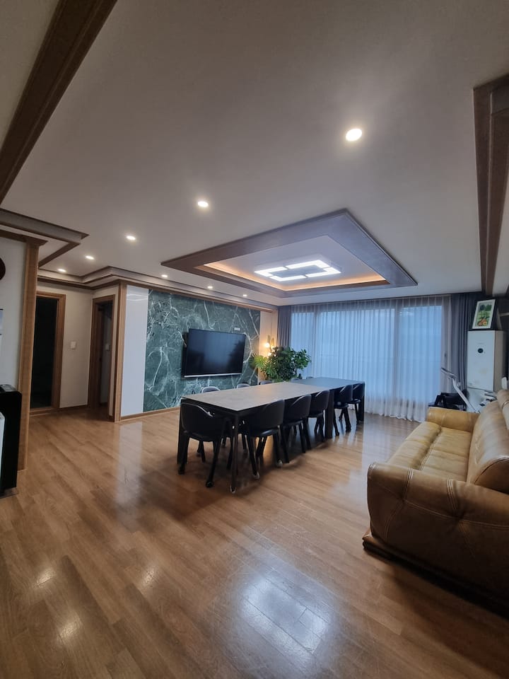 청라아지트 301(플스5pro, Pc두대,넷플릭스, 보드게임)#청라국제도시 - Incheon