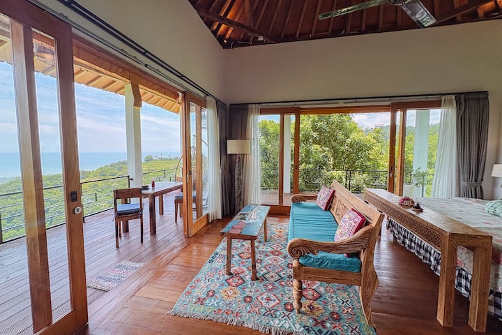 Liri Villa - Ocean, Hills, Valley View - Indonesia