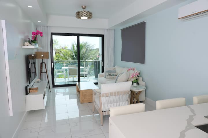 Gracebay, Heated Pool, Gated. - Turks and Caicos Islands