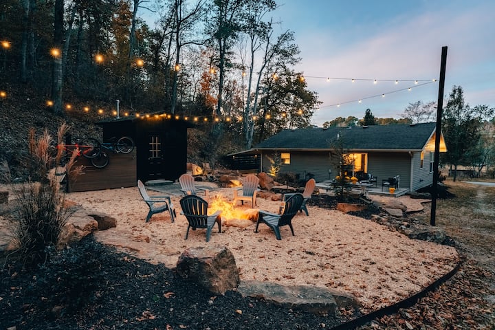 Cozy Bentonville Retreat - United States