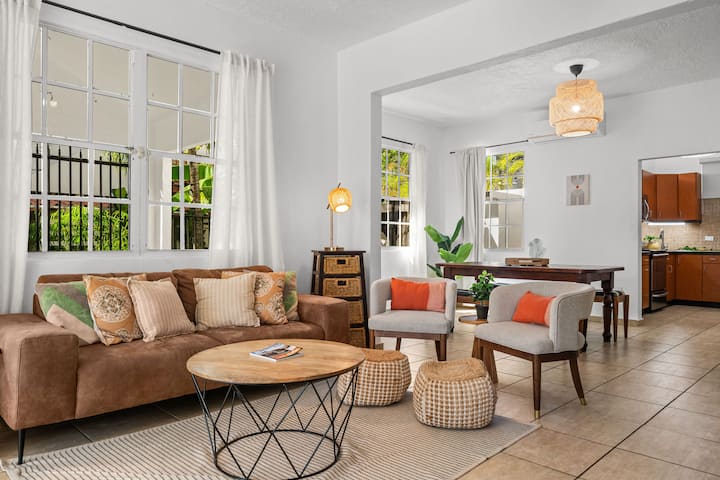 Ocean View Rooftop | The Garden Villa – 3br - San Juan