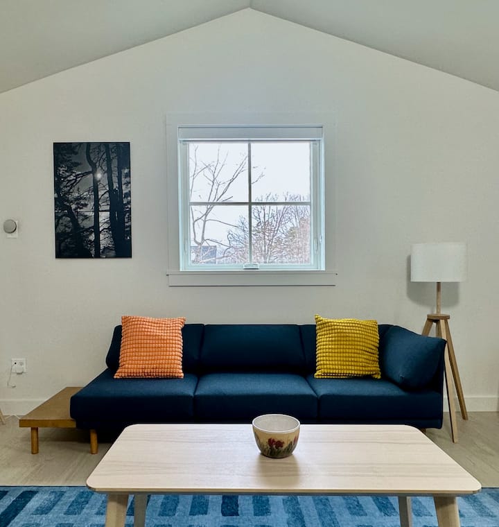 Loon. New, Modern, One Bedroom Apartment. - Sandy Point Beach, ME