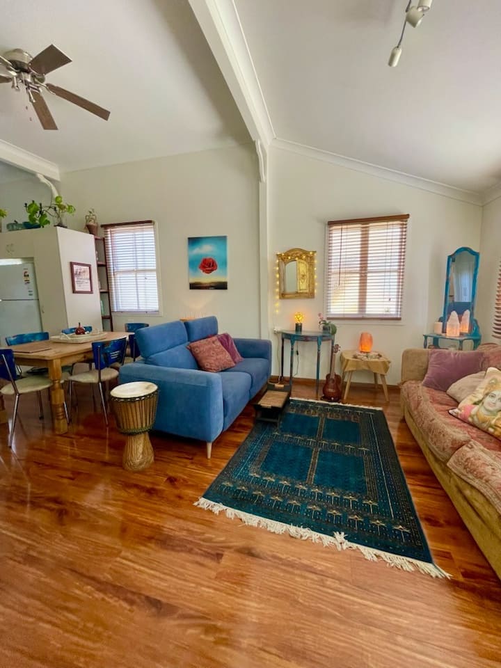 Tropical Boutique Queenslander - Cairns