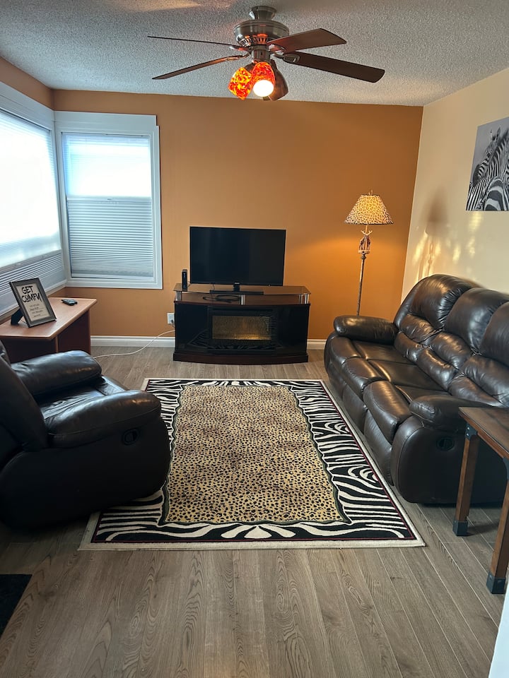 Private And Cozy 2 Bedroom House - Wainwright