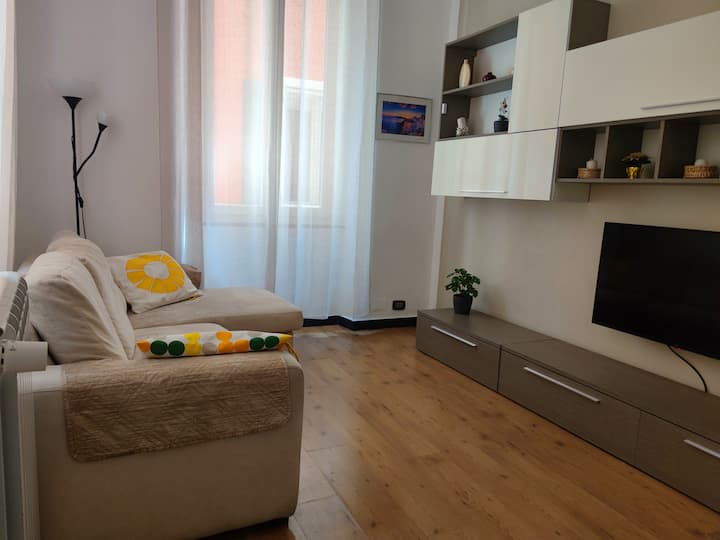 In Walls Of Historic Center And 10 Min To Aquarium - Genoa