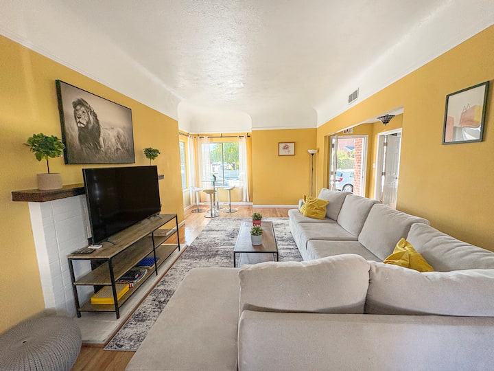 Modern | 4bd Sleeps 12 At Rose Garden - Santa Clara, CA