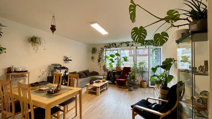 Bright City Appartment With Home Cinema & Balcony - Nürnberg